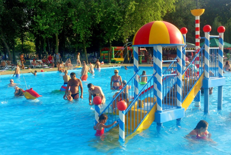 Termální koupaliště Patince