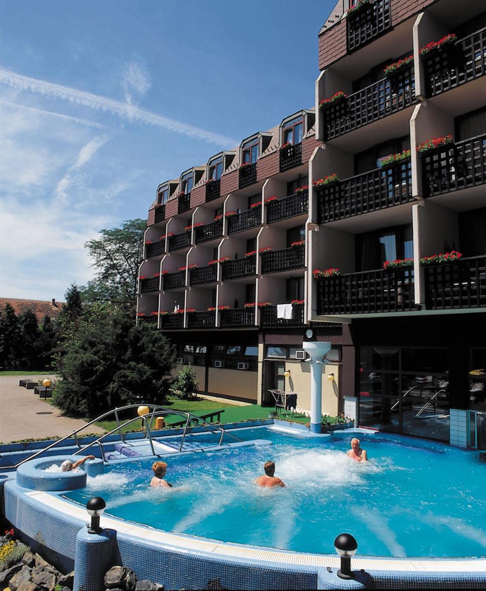 ENSANA THERMAL SÁRVÁR HEALTH SPA HOTEL